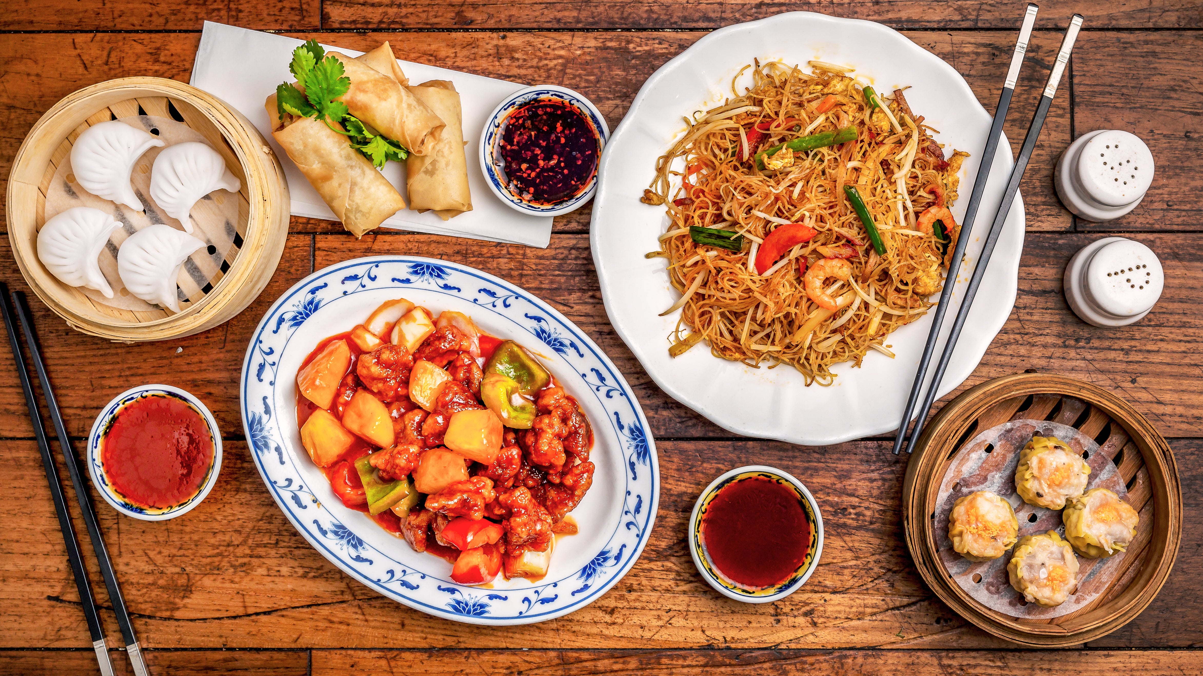 Mandarin Palace 中国皇宫 delivery from Ilford - Order with Deliveroo