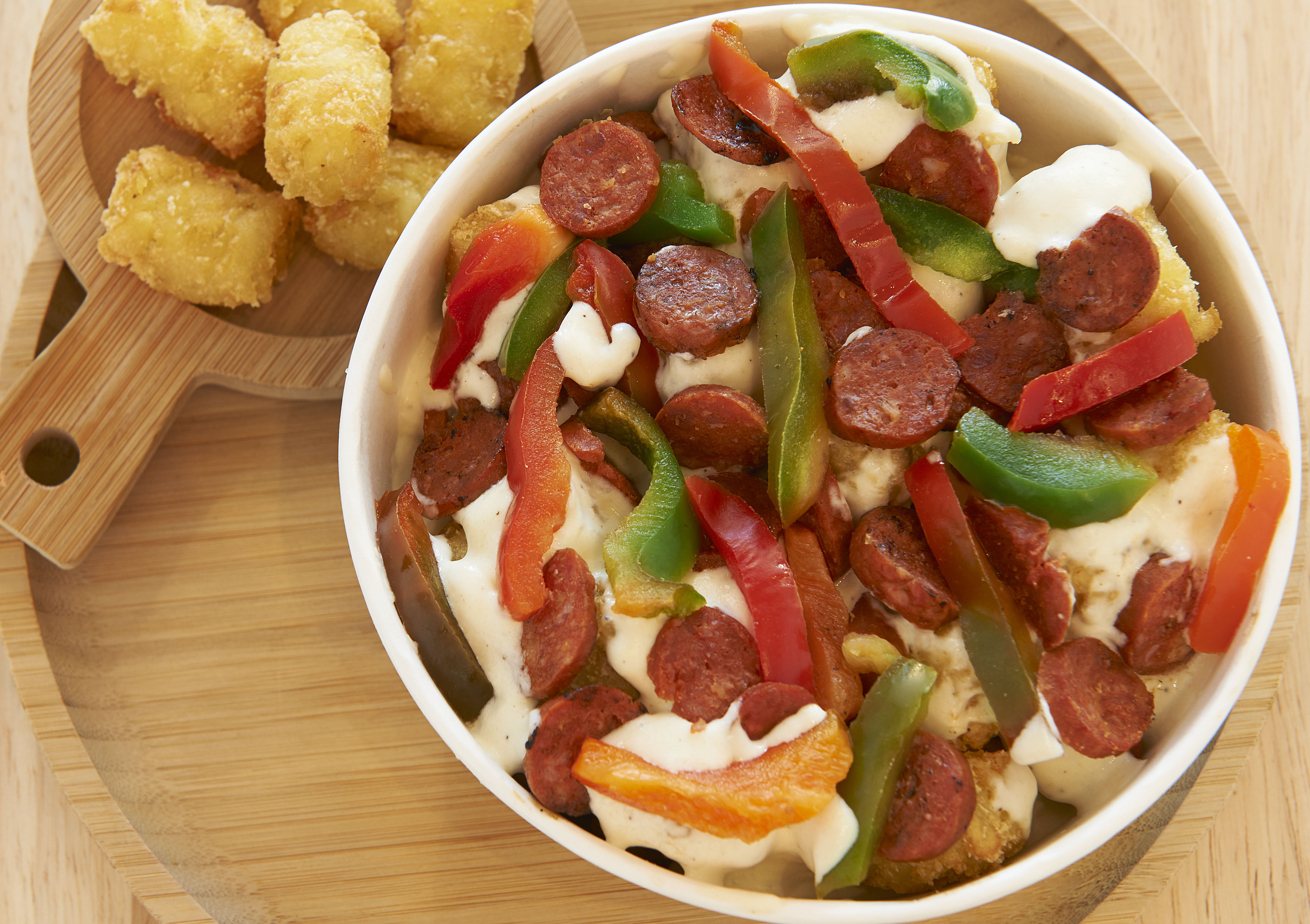 Livraison Poutine Box 🇨🇦 à MC Hopitaux facultés - Commandez avec Deliveroo