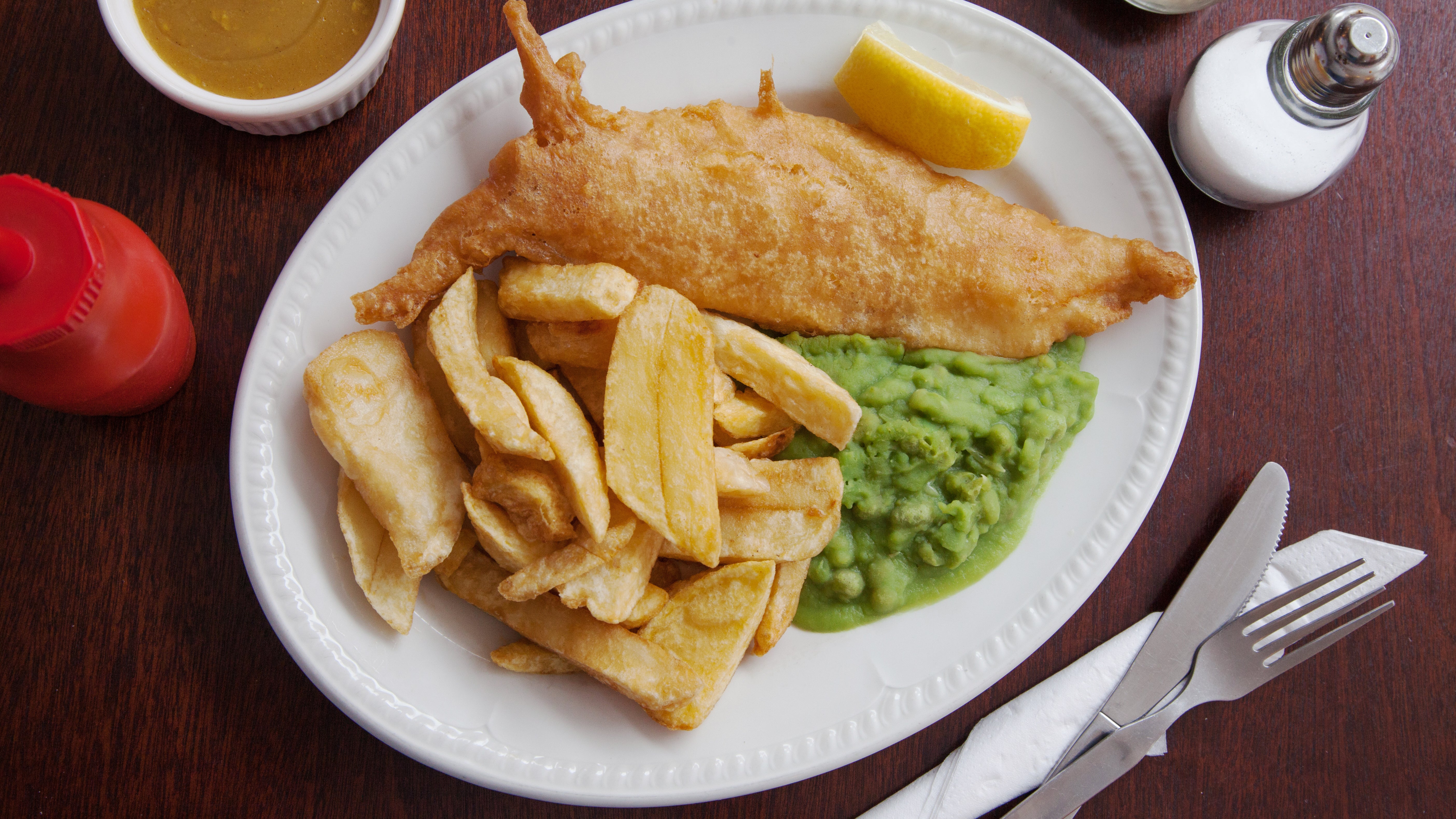 Harbour Fish and Chips delivery from Salisbury - Order with Deliveroo