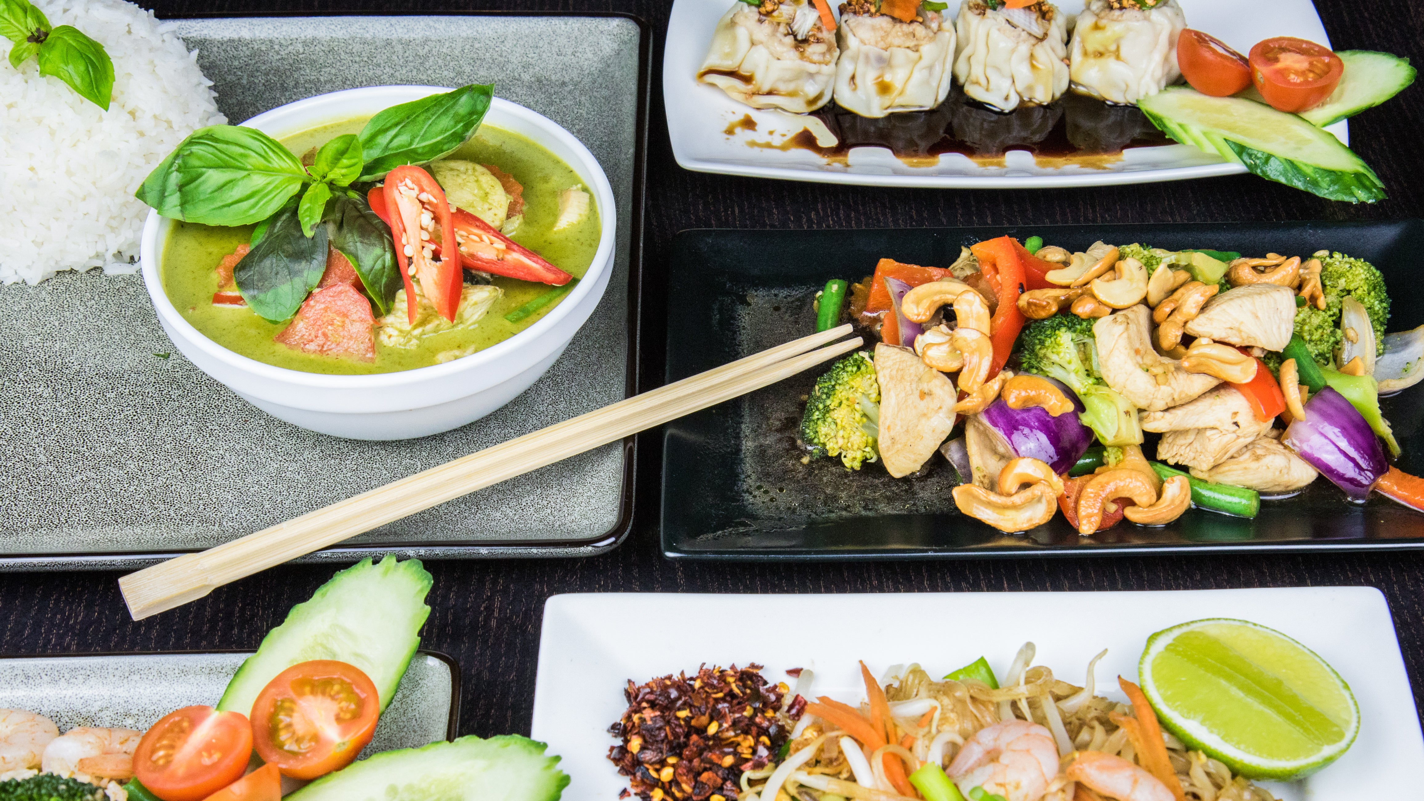 New Bangkok Thai Restaurant delivery from Hammersmith - Order with ...